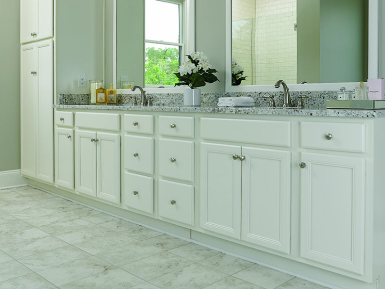 Wellborn Forest Kitchen Cabinetry - Kitchens by Savina