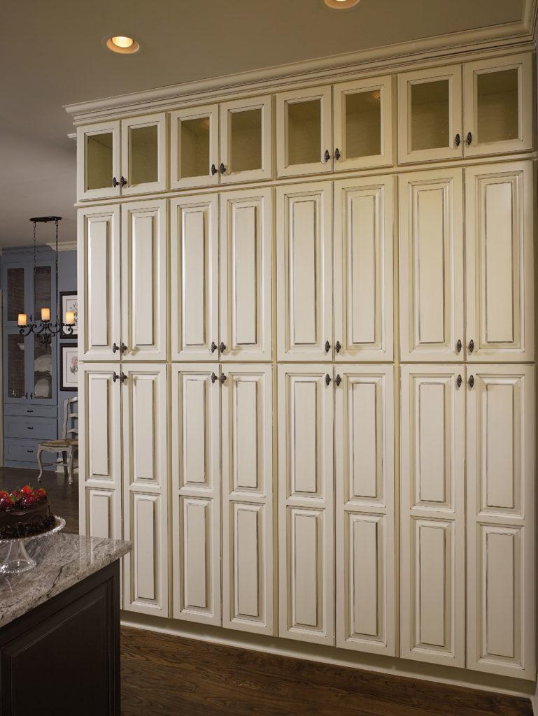 Wellborn Forest Kitchen Cabinetry - Kitchens by Savina